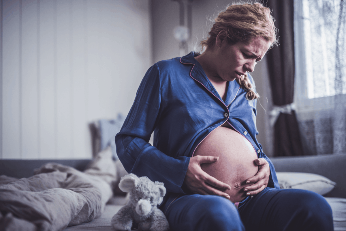 What Labor Contractions Really Feel Like: 16 Moms Share