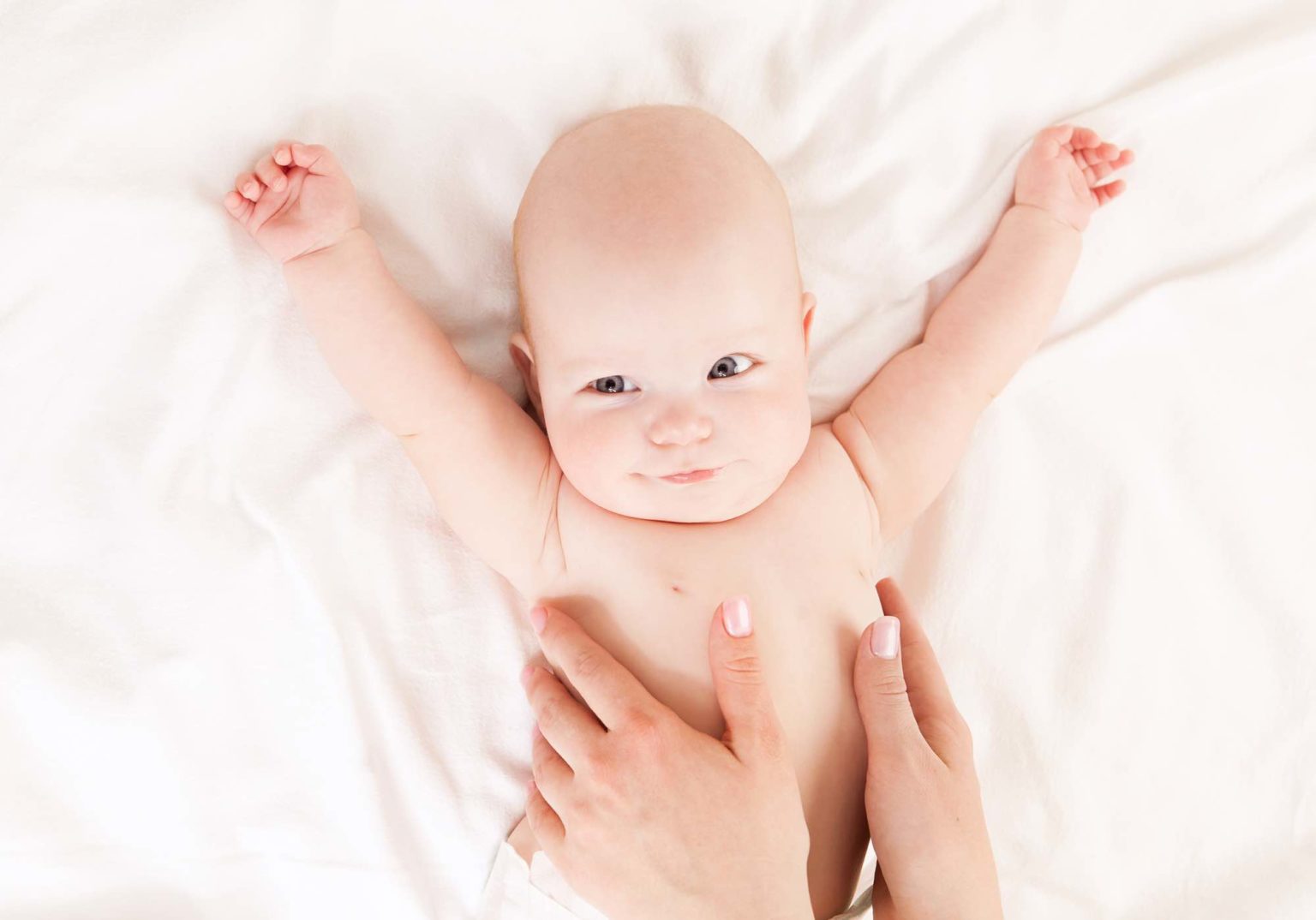 Baby Massage: Step-by-Step Guide to Soothe Your Baby