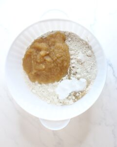 These 3-Ingredient Teething Crackers Are So Easy to Make (and Babies ...